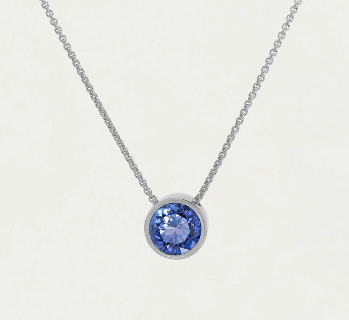 SIGNATURE KNOCKOUT PENDANT – MODA